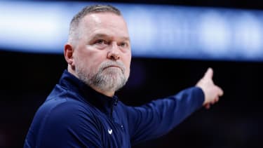 NBA: Nach Aus in Denver: Malone findet neuen Job bei ESPN | basketball ...