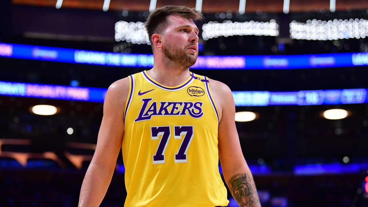 NBA: "Hat zu kämpfen": Insider besorgt über Doncics Fitnesszustand | basketball-world