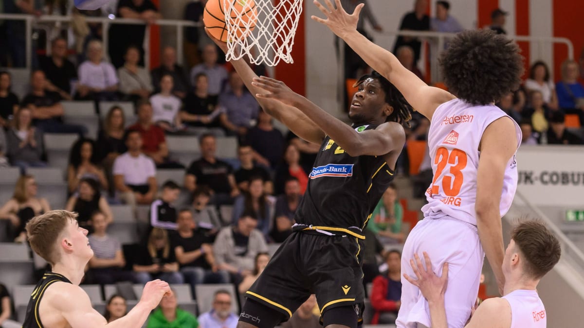 Löwen holen Youngster Esli Edigin aus Tschechien | basketball-world